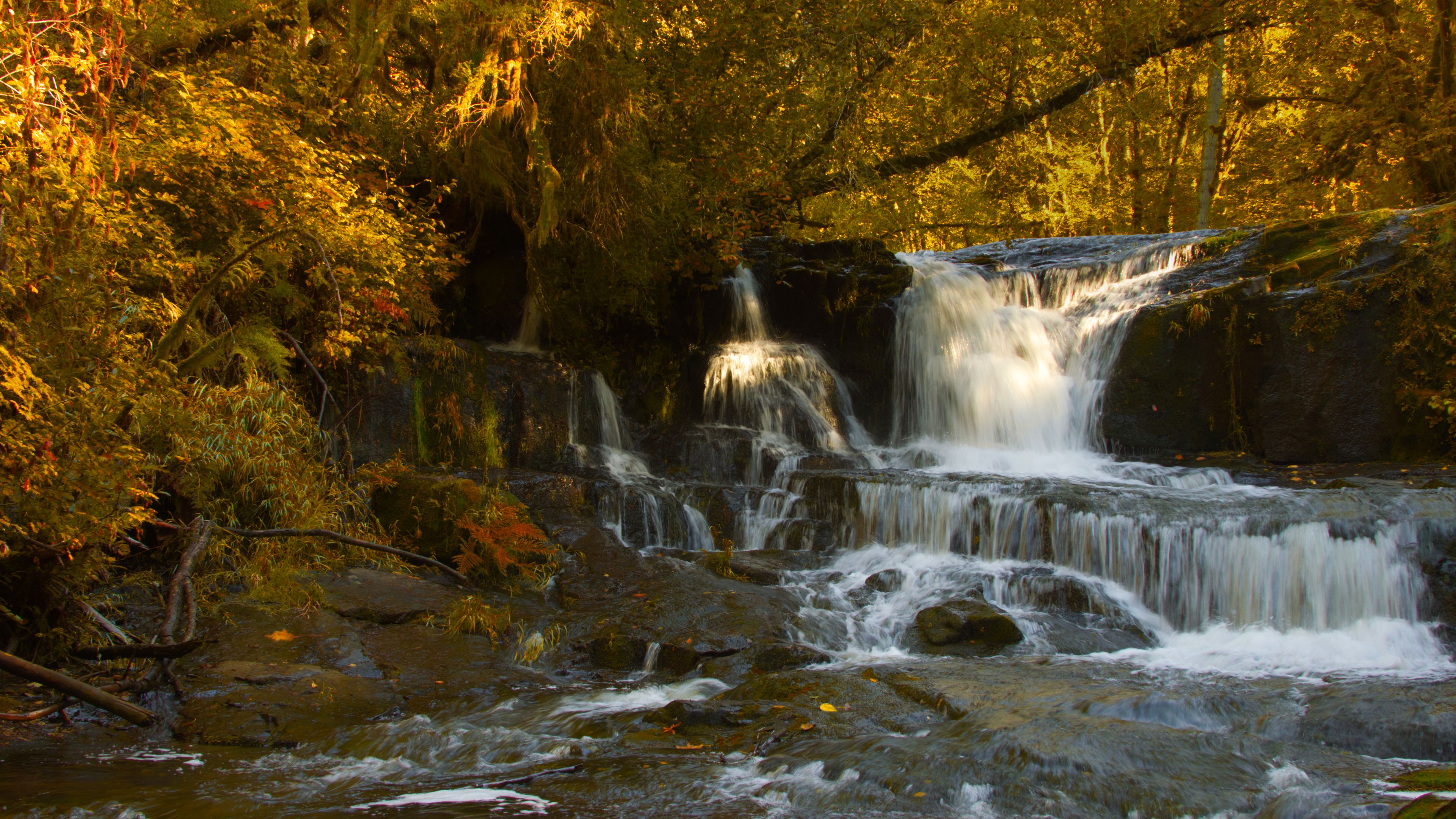 Скачать 3840x2160 водопад, каскад, камни, деревья, осень обои, картинки ...